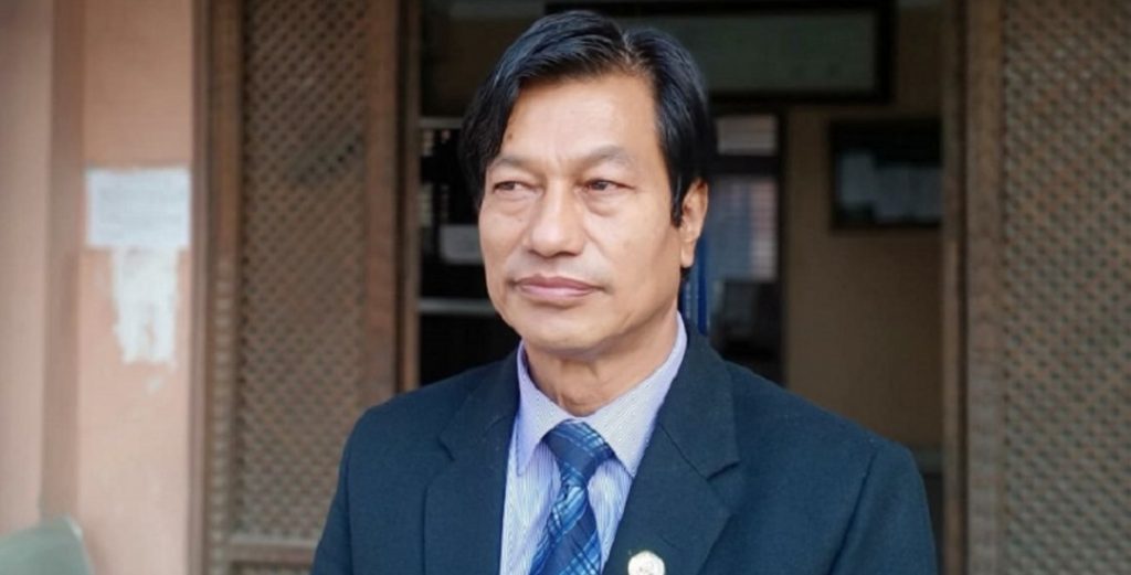 संविधानको धारा ७६(५) सांसद्लाई दिइएको ‘ब्रह्मास्त्र’ हो, दलीय ह्विप लाग्दैनः रमण श्रेष्ठ – Hamro ...